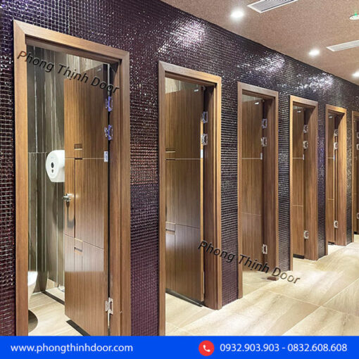 Cách chọn cửa toilet đẹp cho không gian nhà vệ sinh » Phong Thịnh Door®